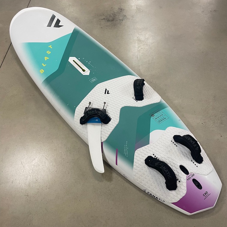 Marque MODELE TAILLE ANNEE occasion Modèle dépôt (copie) | GlissAttitude